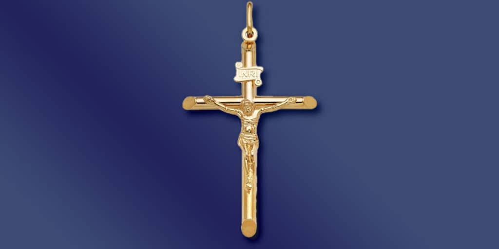 Iconic Moments: Gold Crucifixes in NYC's Fashion History - New York Weekly