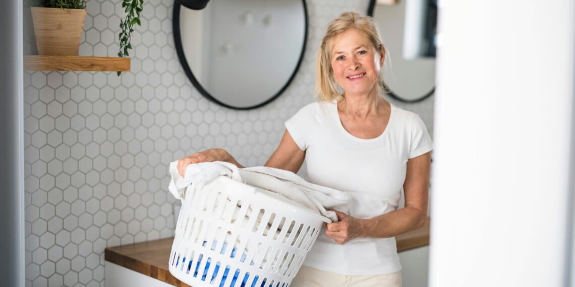 Handwashing vs. Machine Washing: Which is Right for Your Laundry? - New ...