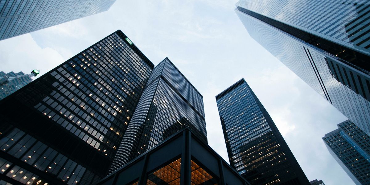 AI Firms Are Flooding Manhattan Offices — NYC Leasing Up 152% as ...